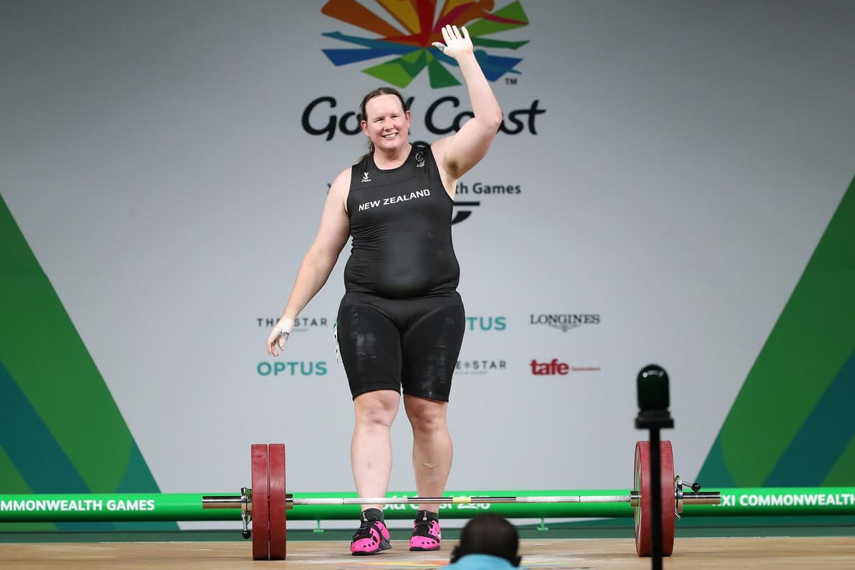 Tokyo Olympics New Zealands Transgender Weightlifter Laurel Hubbard
